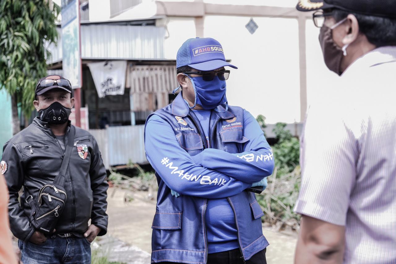 Nasi Bungkus Ahmad Basir untuk Korban Banjir. Juga Bagi Masker Cegah ...