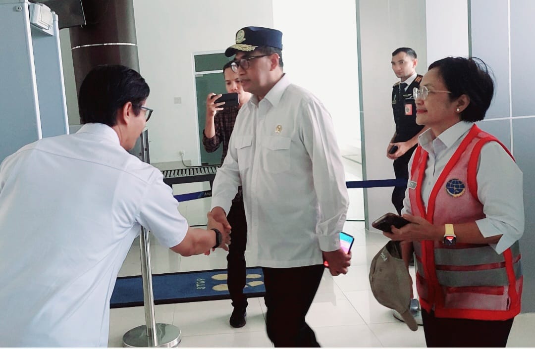 Menhub-Dirjen Hubud Berjanji di IKN Nusantara. Agustus 2024, Runway ...